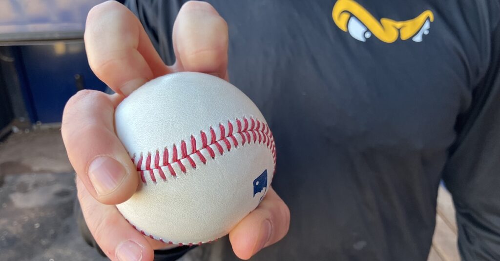 Matt Seelinger Is a Long Island-Raised Mud Hen With a Knuckle Drop ...